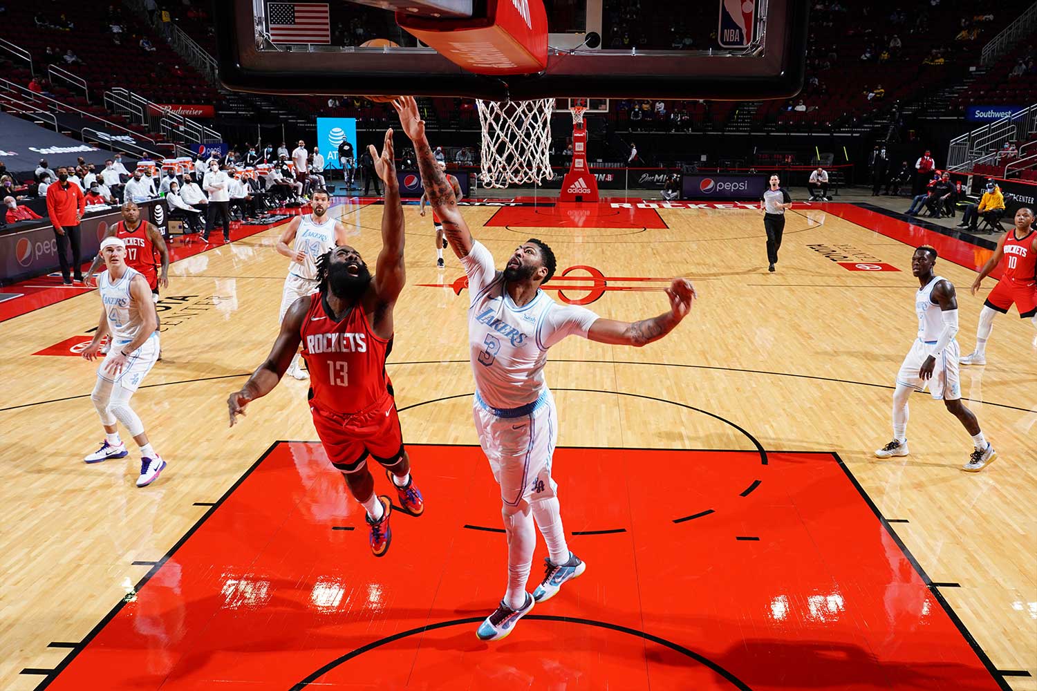 Recap Lakers Route Rockets For The Second Straight Time Lakers Outsiders